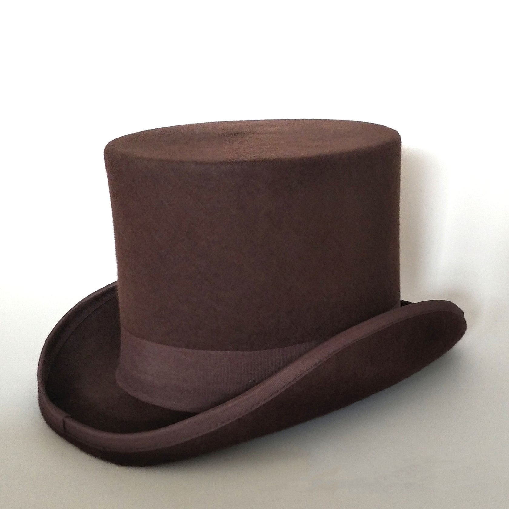 Elegant High Topper Hat - Classic Style for Timeless Sophistication – uber7