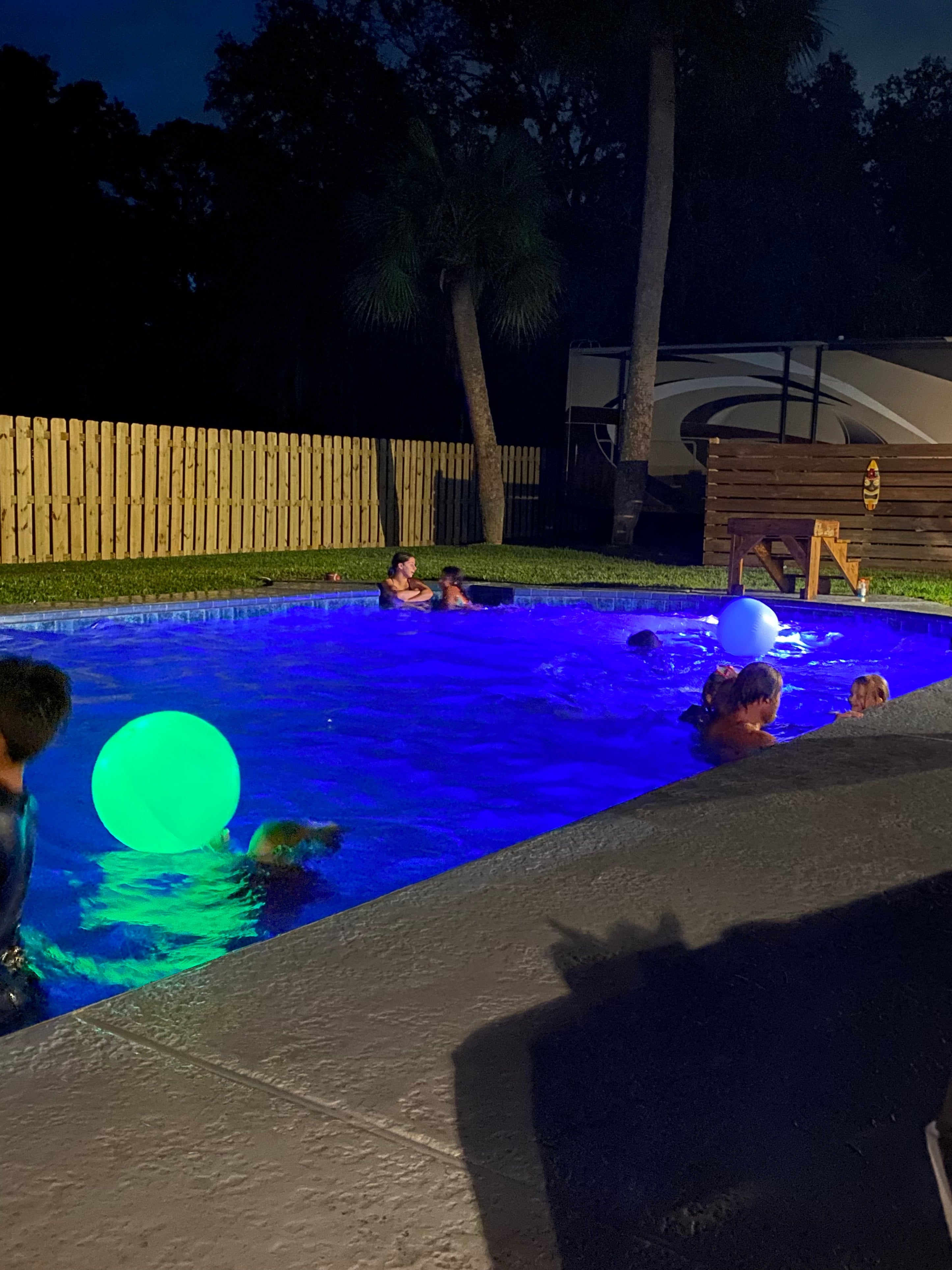 Pool Decoration🎉LED Light 16 Colors Luminous Beach Ball – uber7